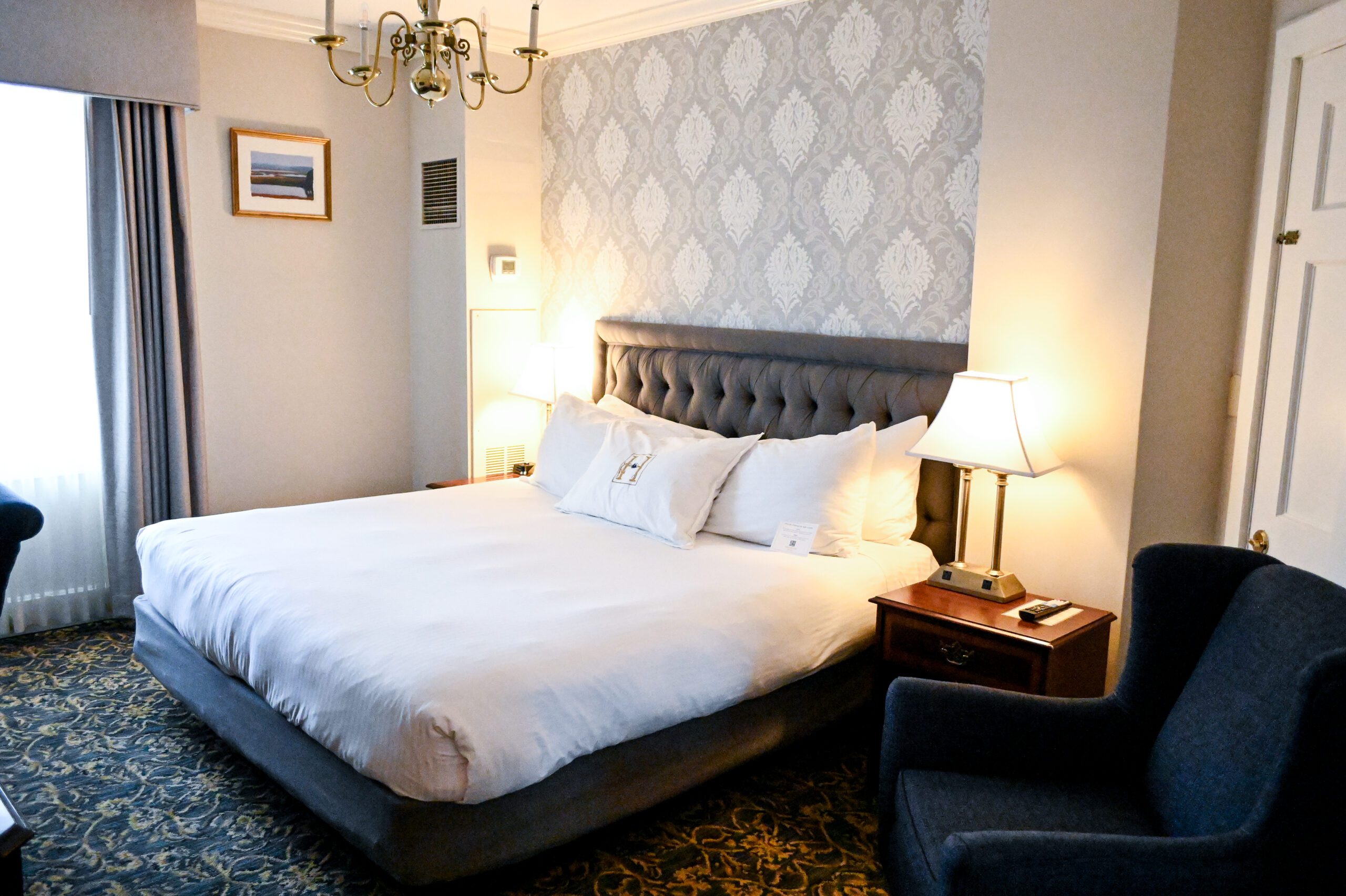 Guest Rooms Gallery - Hawthorne Hotel