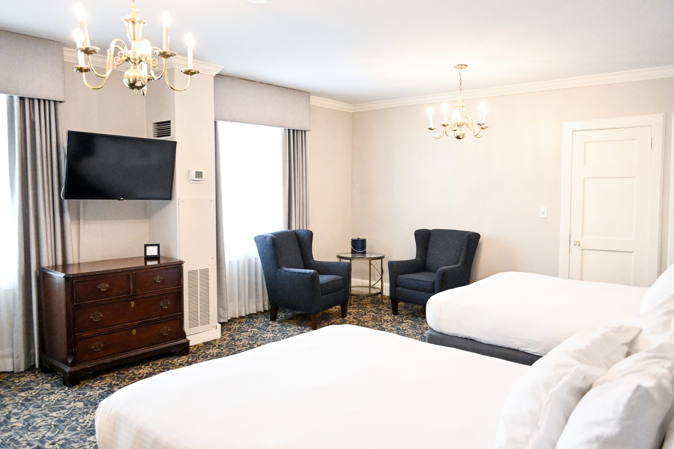 Guest Rooms Gallery - Hawthorne Hotel